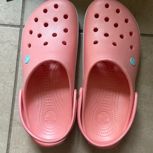 CROCS | Shoes | Coral And Baby Blue Crocs Size 1 In Womens And 9 In ...